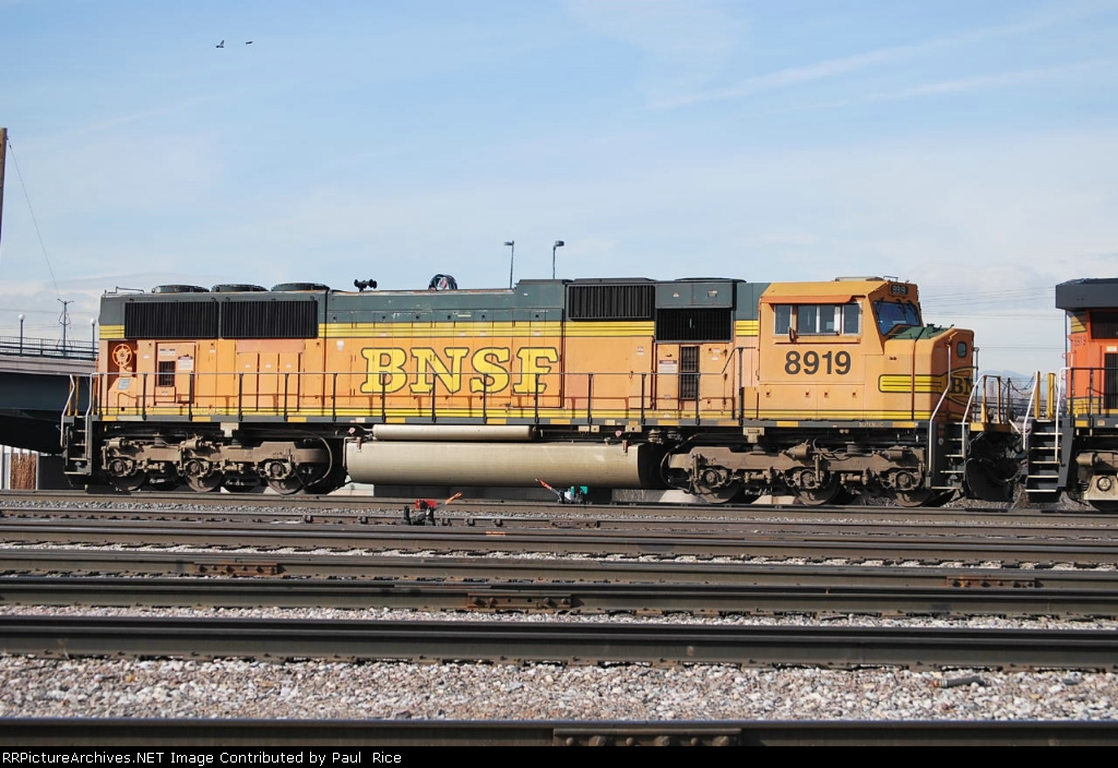 BNSF 8919